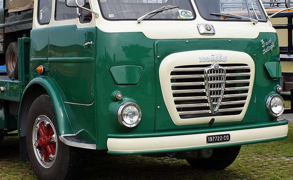 Alfa Romeo cumple 100 años y recordamos sus camiones, ¿los conocías ...