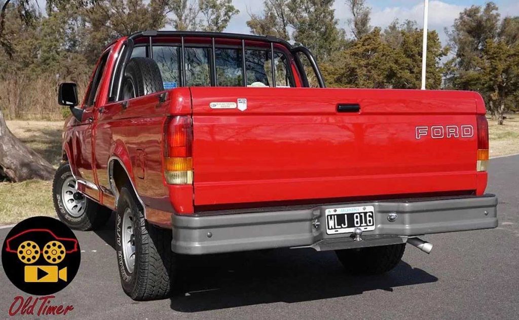 De la vieja escuela: la última Ford F-100 de producción nacional en su ...
