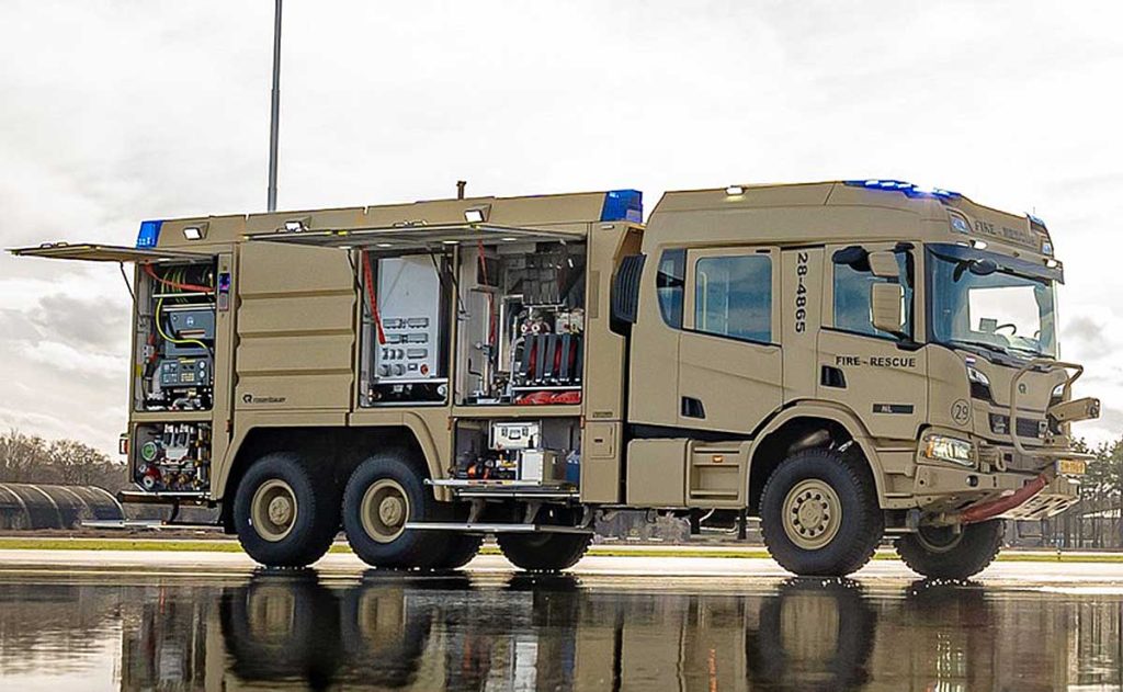 Dos súper camiones de rescate Scania 6x6 llegan al mercado