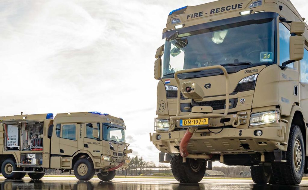 Dos súper camiones de rescate Scania 6x6 llegan al mercado