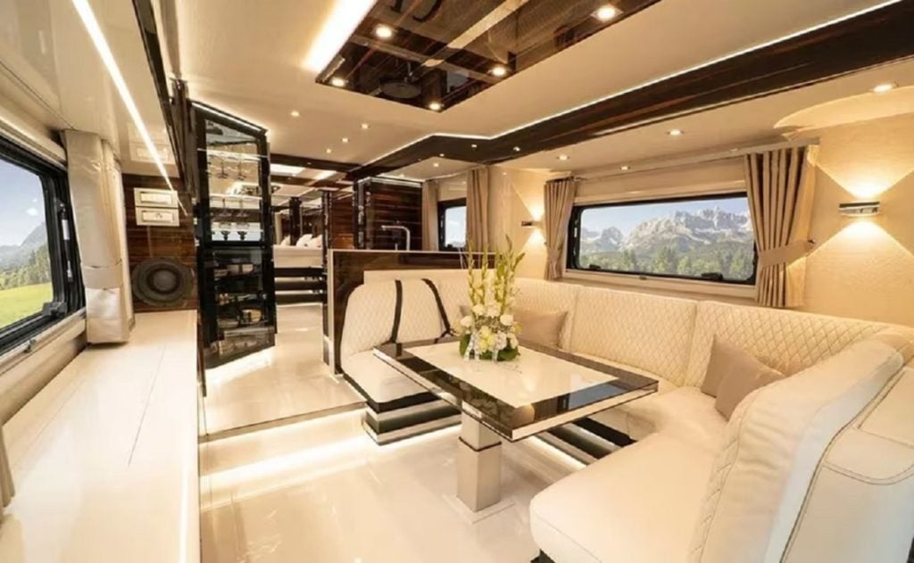 Un hotel 5 estrellas en un vehículo: los 3 mejores motorhome del mundo