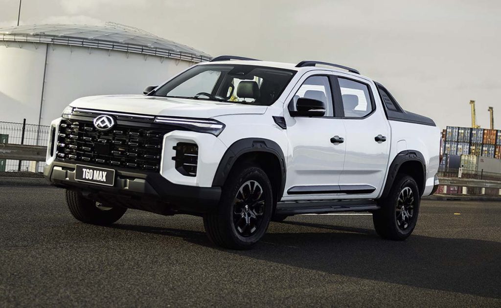 La pick up que vale menos que una Toyota y tiene el mismo equipamiento ...
