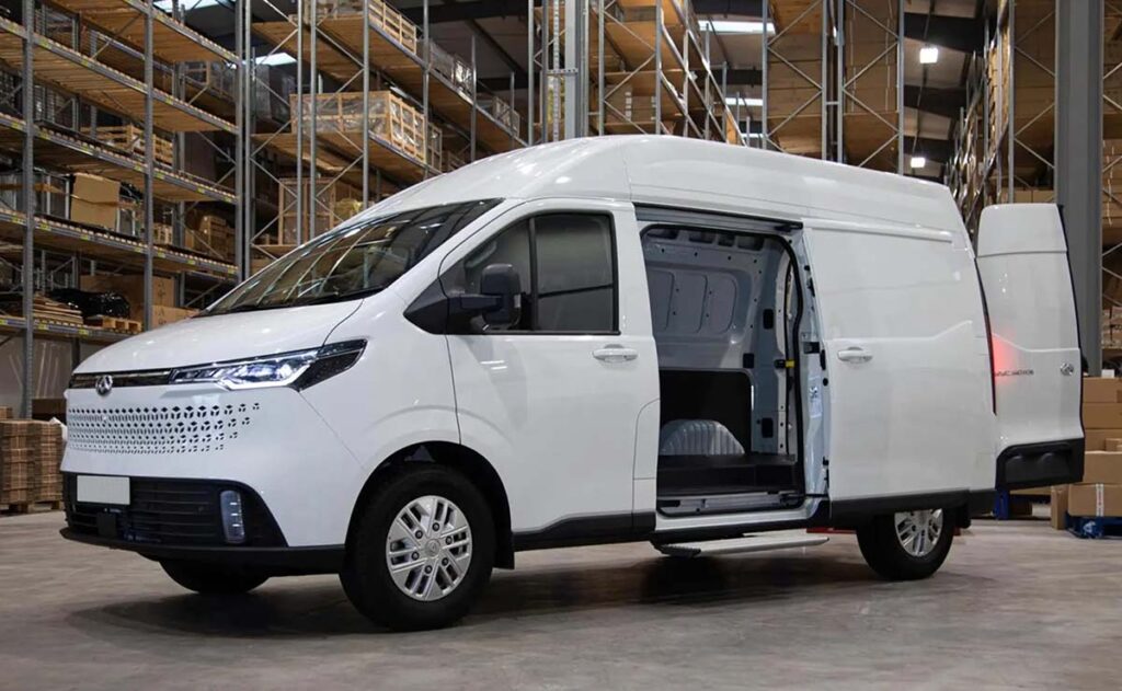Chevrolet Express Max, el moderno utilitario que llegará a la región en ...