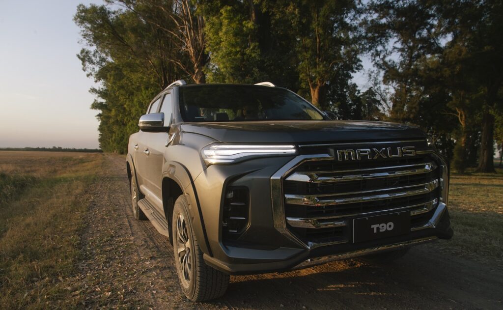Así es la primera pick up 100% eléctrica del mercado: 174 CV y más de ...