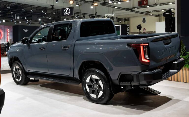 Toyota Hilux BEV: ¿en qué se diferencia la nueva versión de la pick up?